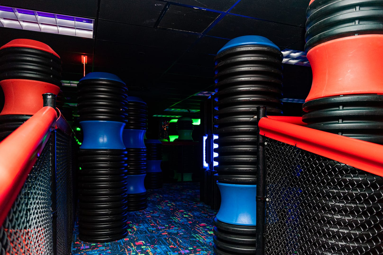 Laser Tag in Queens - Laser Bounce - Family Fun Center