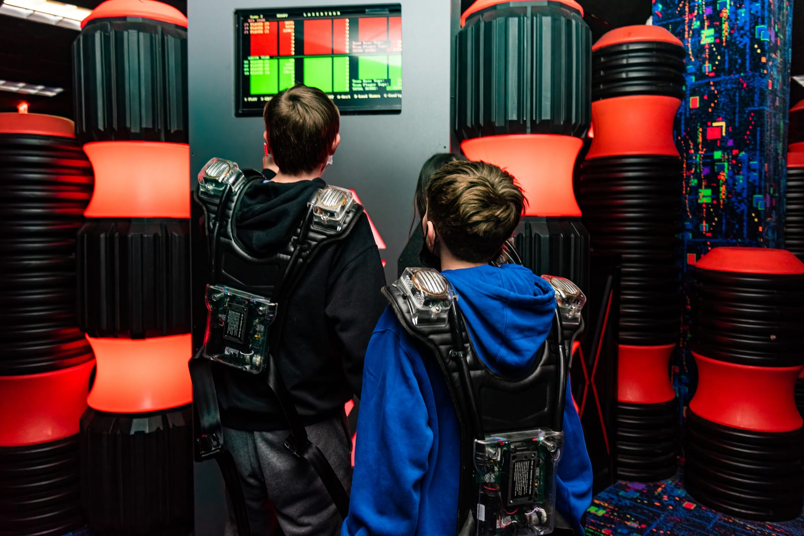 Laser Tag in Queens - Laser Bounce - Family Fun Center